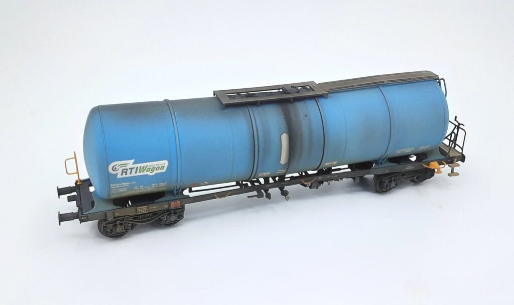 2TIG96210001 - Carro Cisterna Zacns 88 RTI WAGON - sporcato - H0 ...